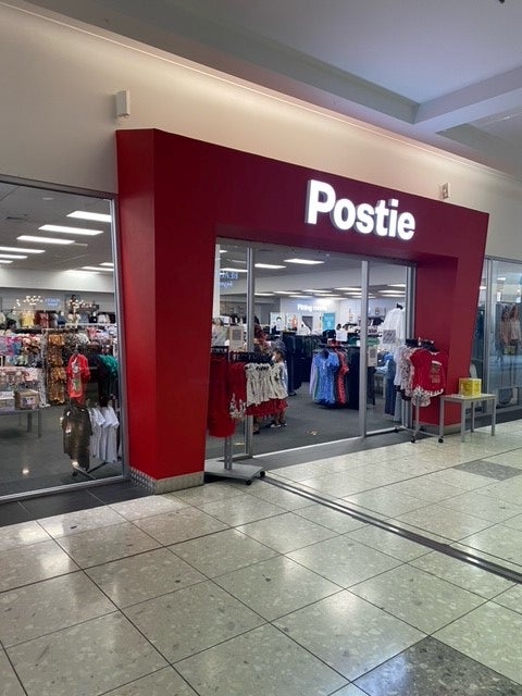 Store - Hunters Plaza Centre - Postie